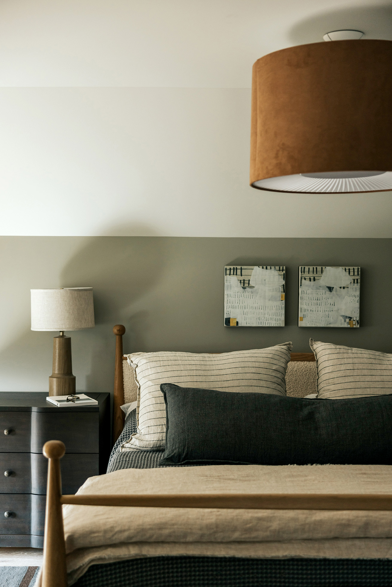 Peek into a Moody Cumberland Home with a Sense of Material Tactility ...